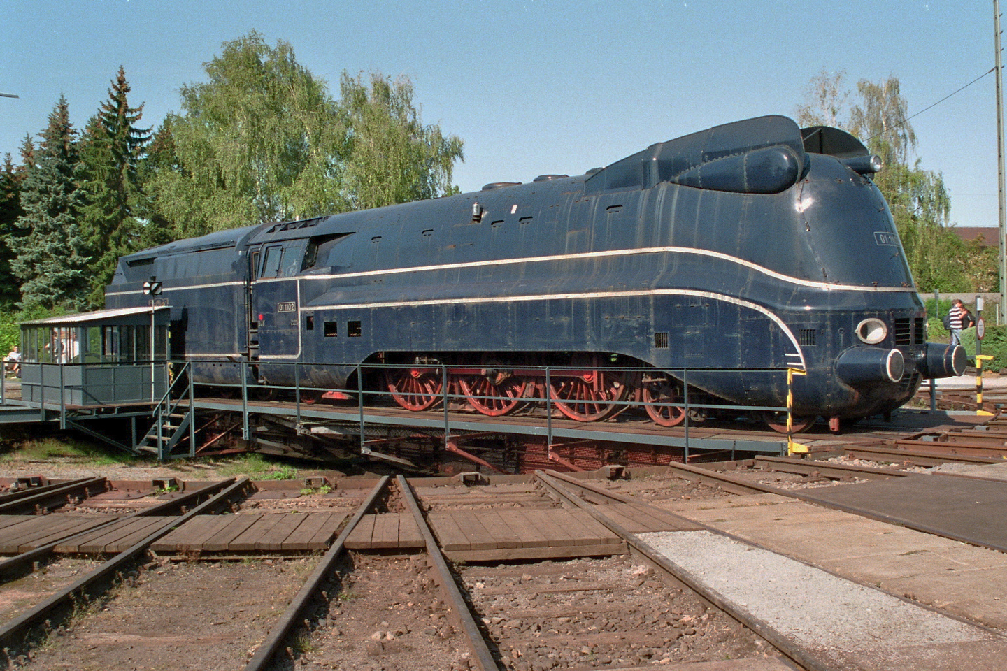 Download Vehicle Train Wallpaper