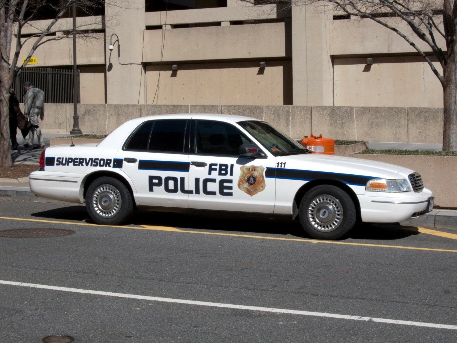 Download Vehicle Police Wallpaper