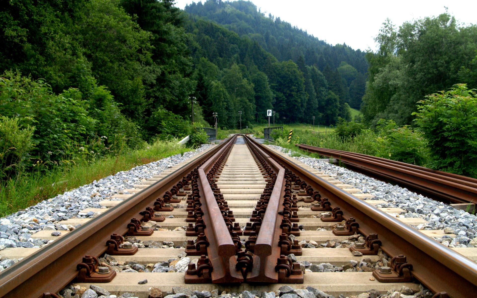 Man Made Railroad HD Wallpaper