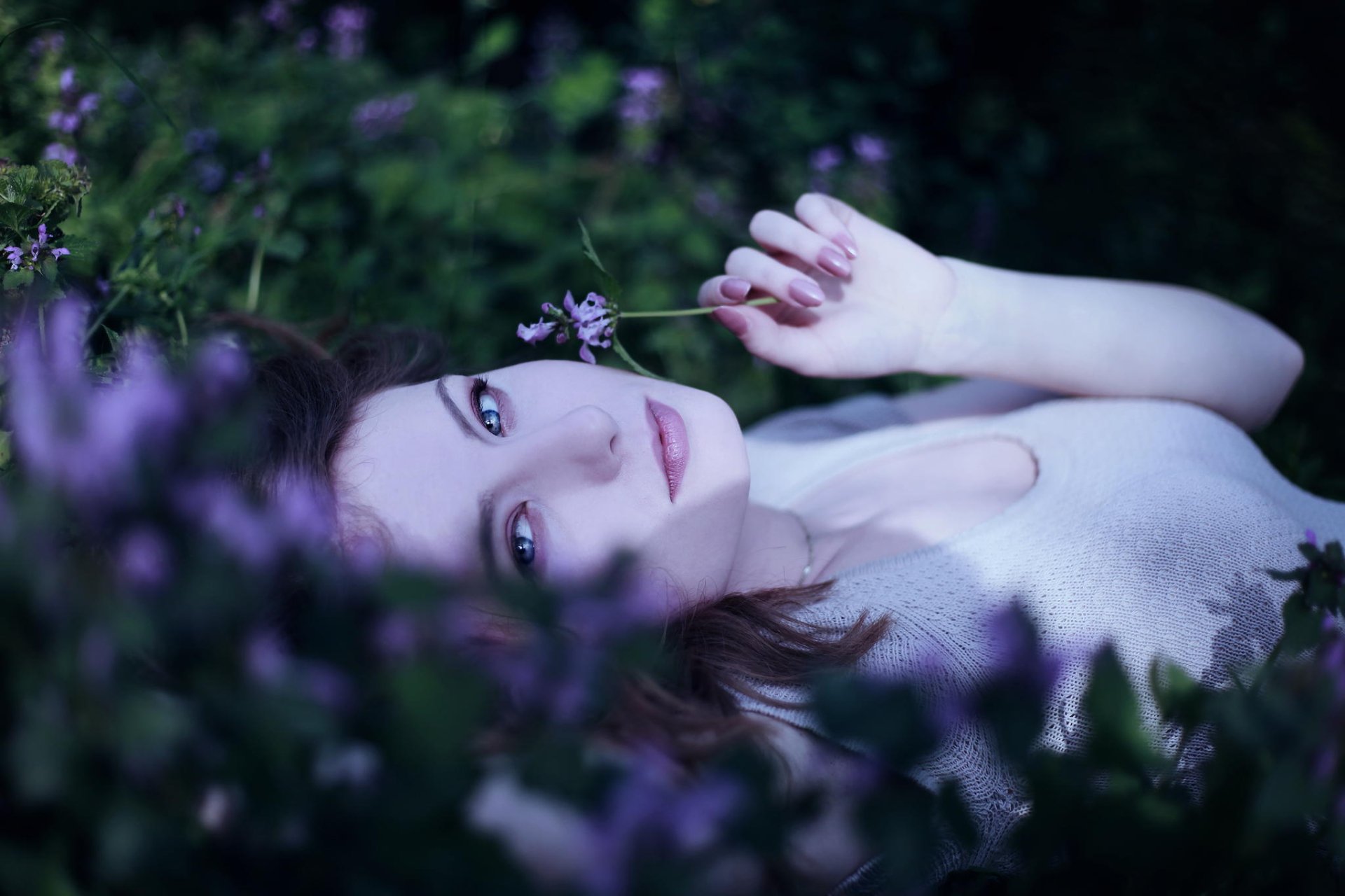 Download Blue Eyes Brunette Flower Bokeh Woman Model Hd Wallpaper By