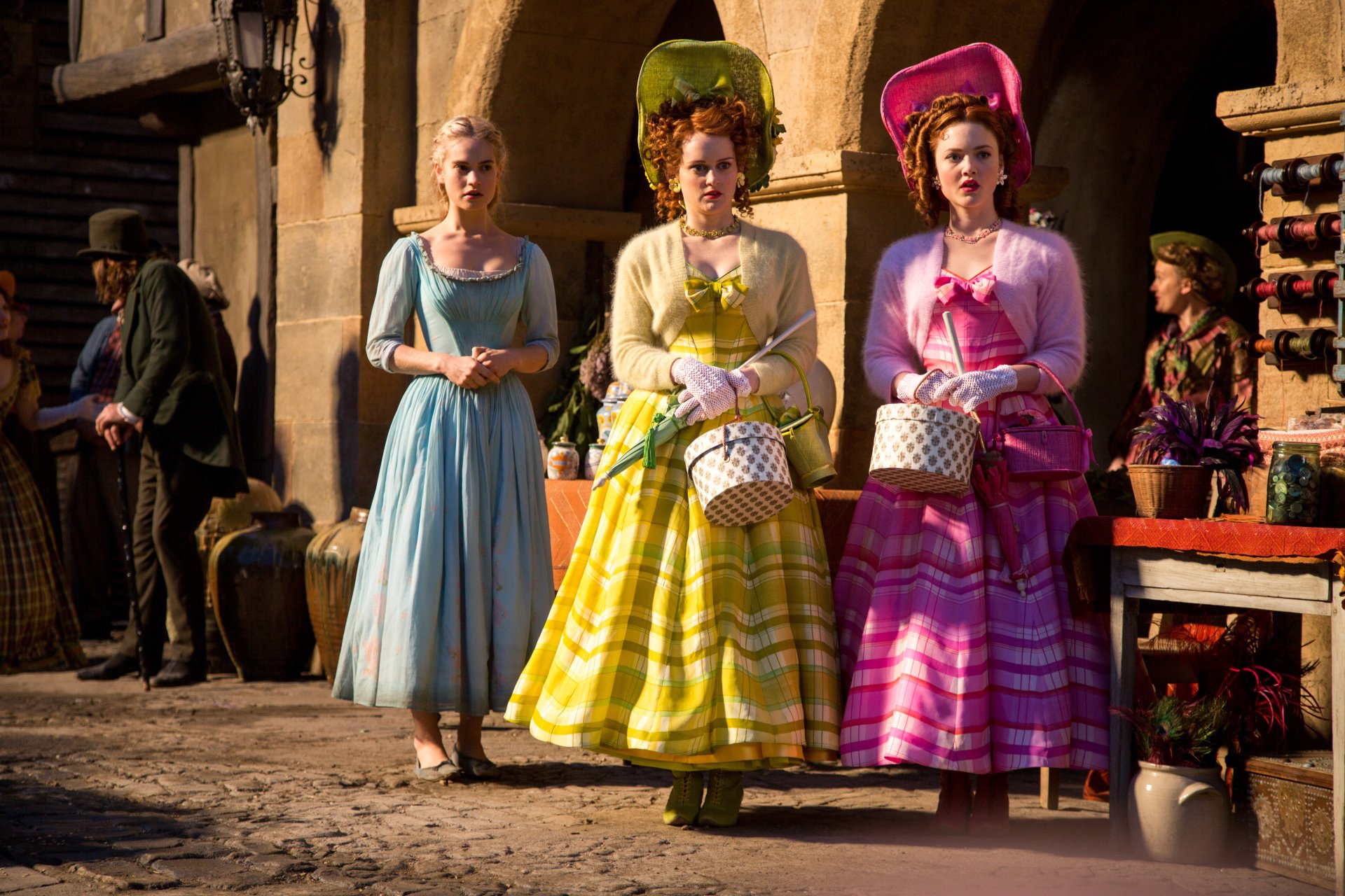 Cinderella 2015 4K Ultra HD Wallpaper – Lily James and Stepsisters in ...