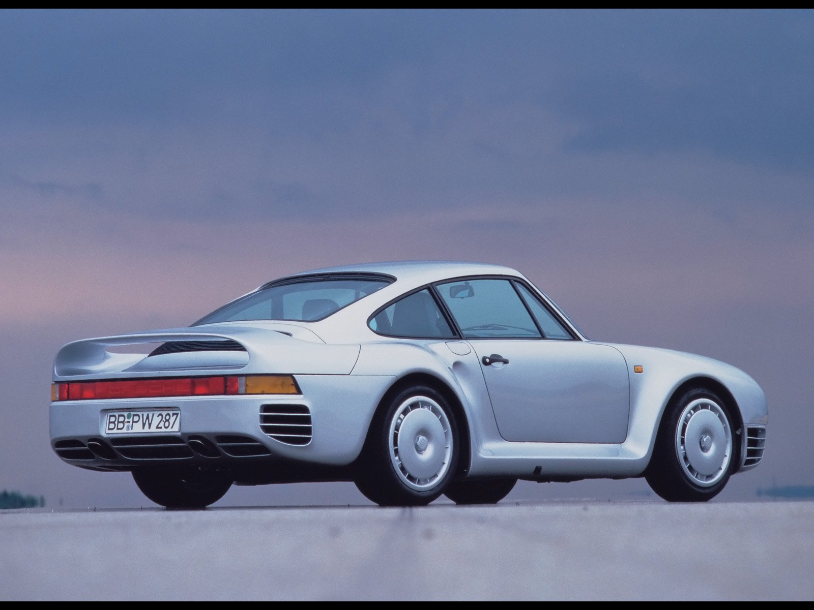 Download Vehicle Porsche 959 Wallpaper