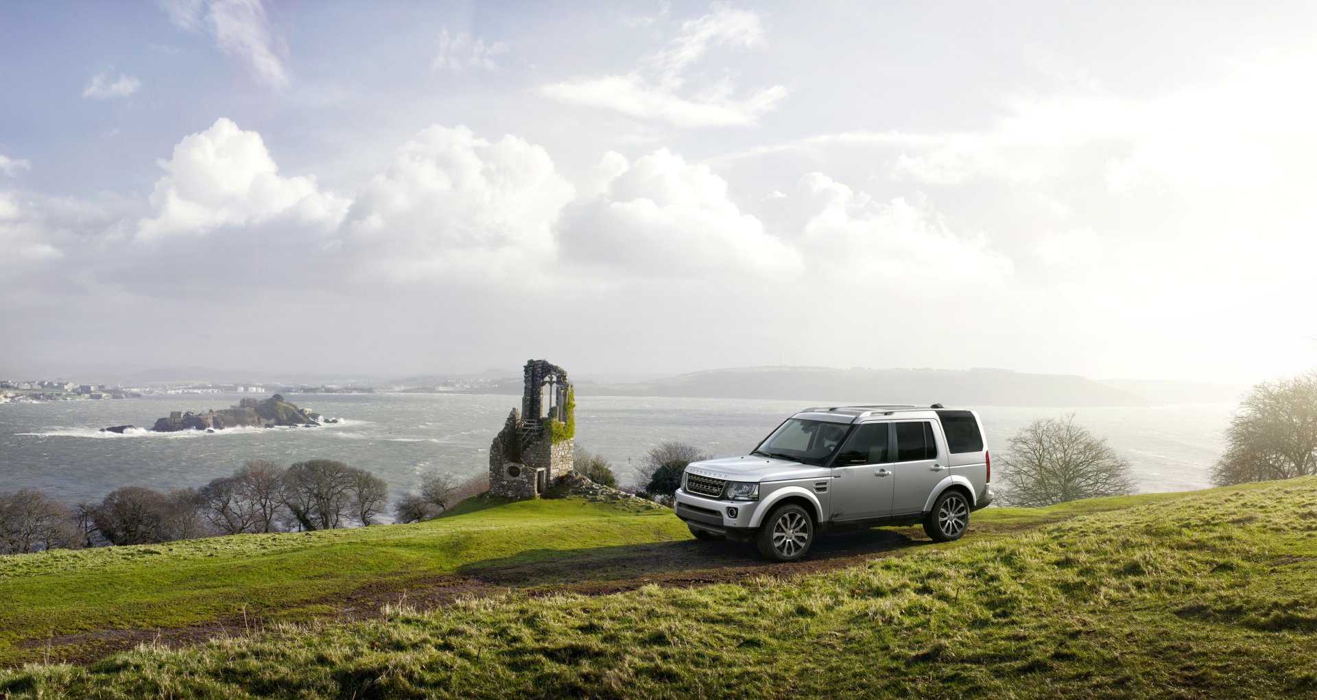 Download Vehicle Land Rover Discovery HD Wallpaper