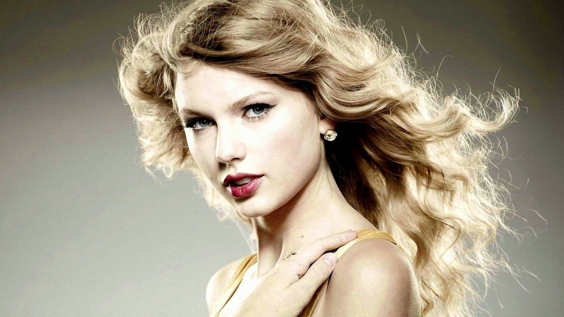 Download Music Taylor Swift HD Wallpaper