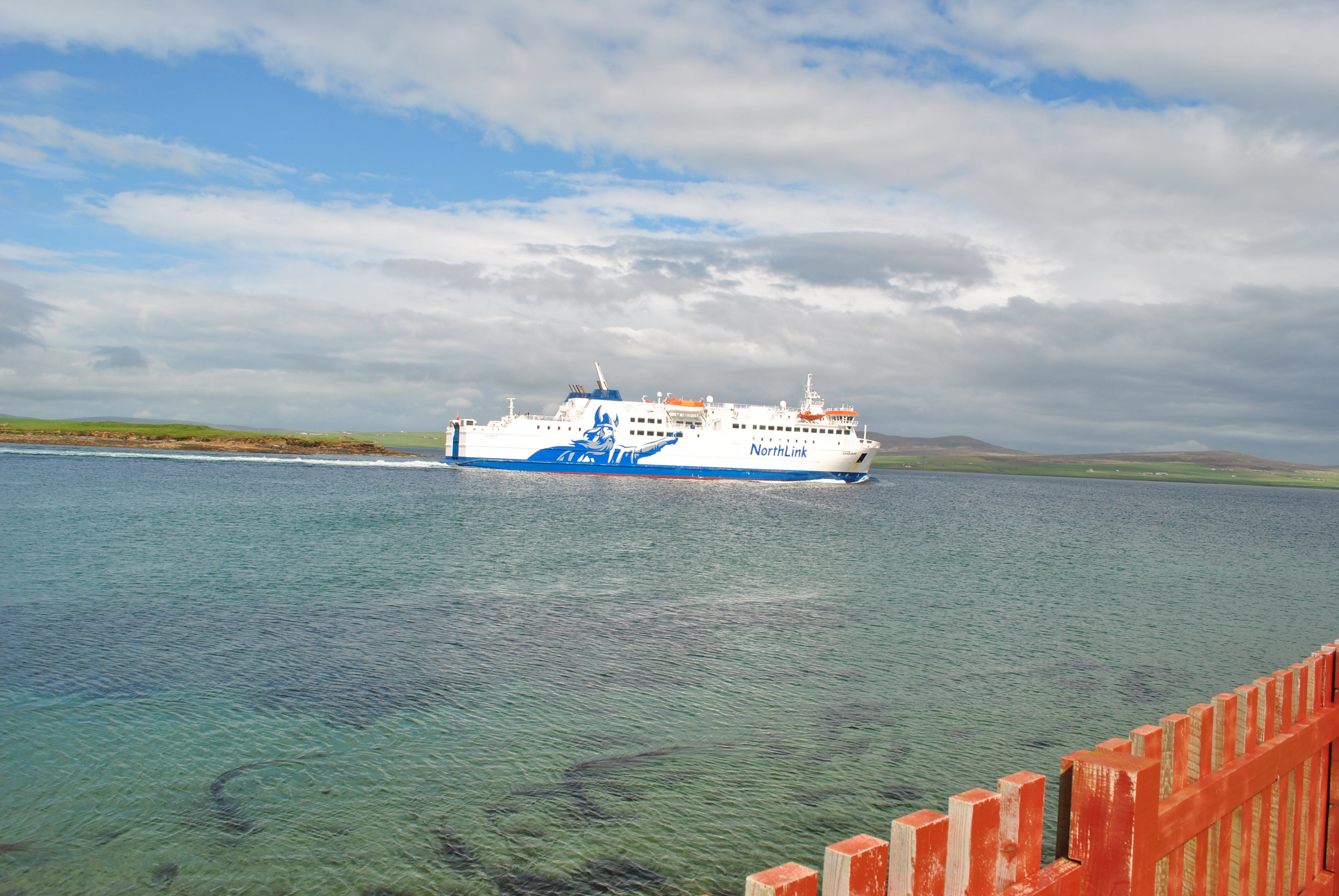 Download Vehicle Ship 4k Ultra HD Wallpaper