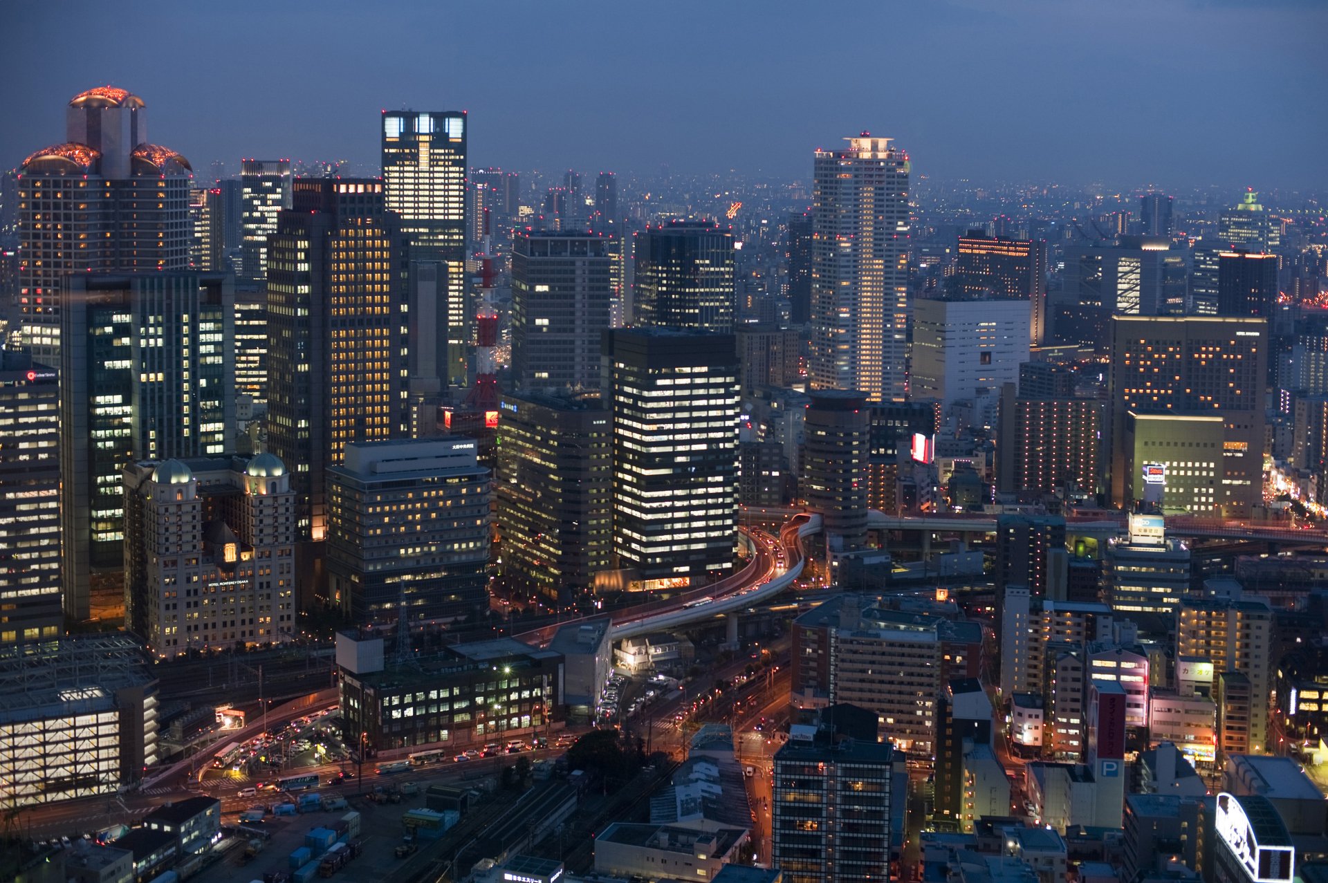 Osaka Skyline at Dusk: Stunning Man-Made Urban HD Wallpaper