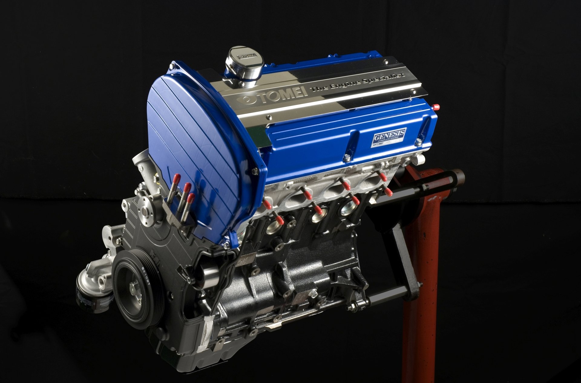 Download Man Made Engine 4k Ultra HD Wallpaper