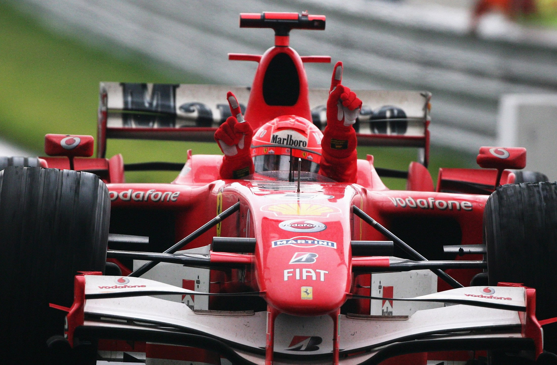 Download F1 Sports HD Wallpaper