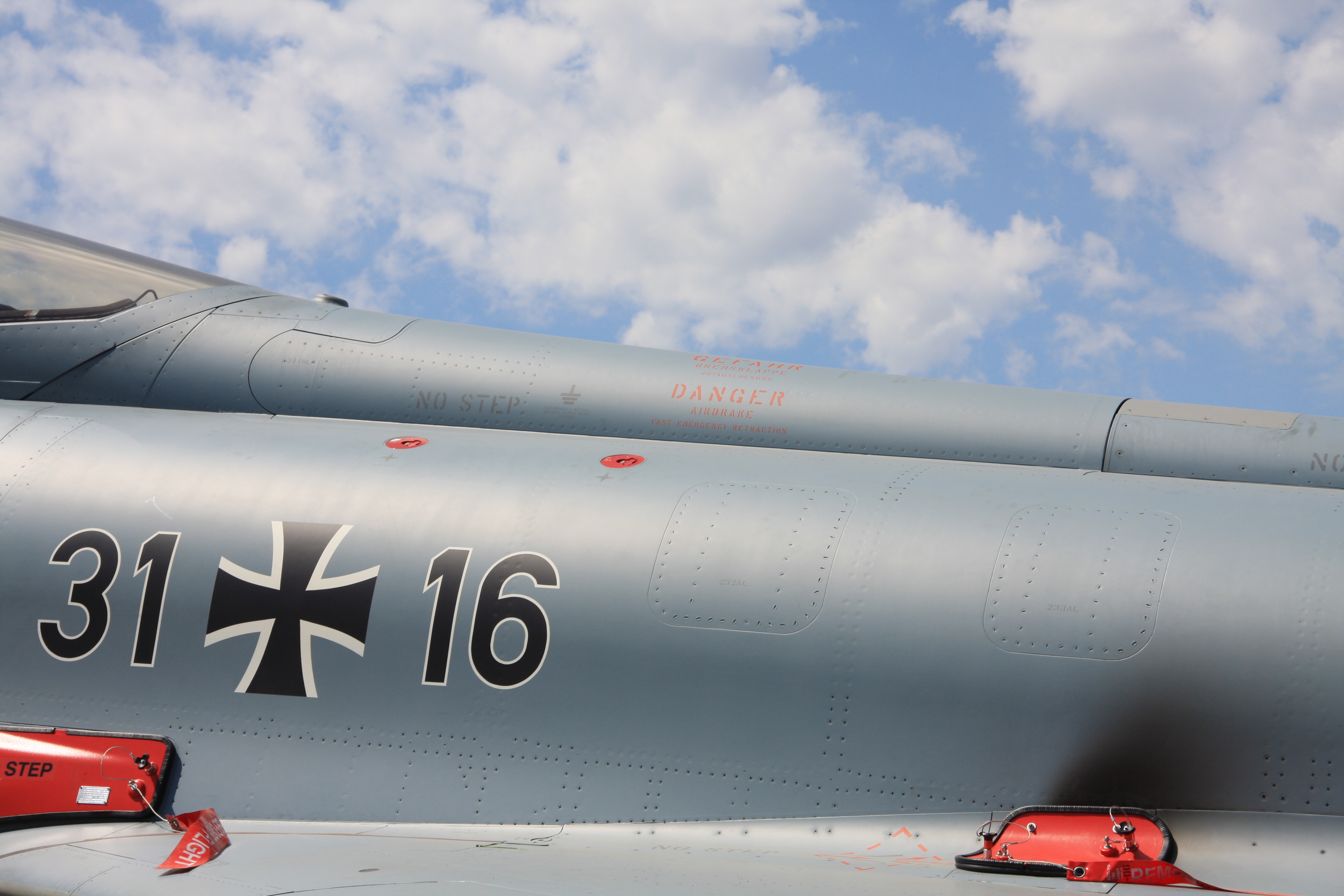 Download Military Eurofighter Typhoon 4k Ultra HD Wallpaper