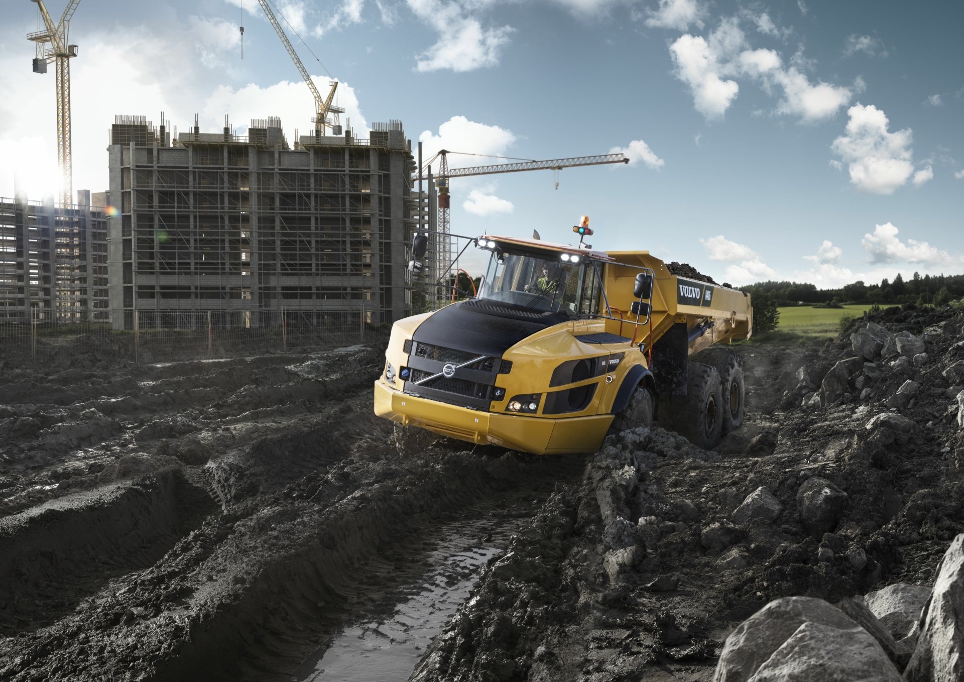 Download Vehicle Volvo 4k Ultra HD Wallpaper