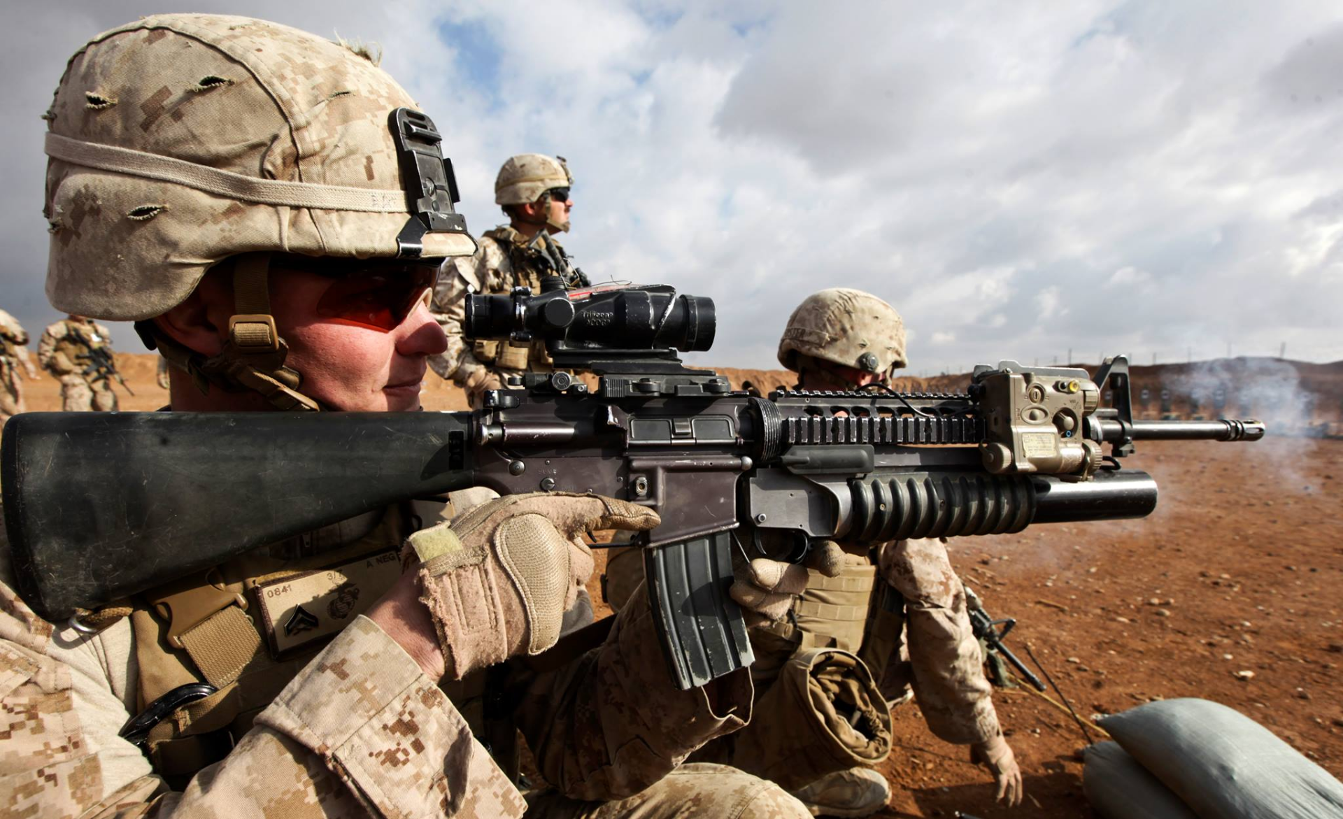 Download Military Soldier HD Wallpaper