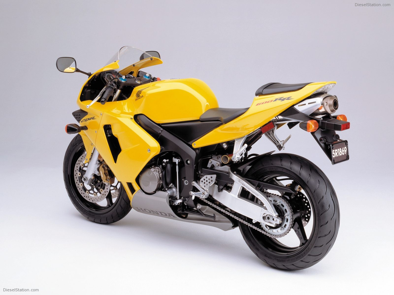 Download Race Motorcycle Vehicle Honda CBR600RR HD Wallpaper