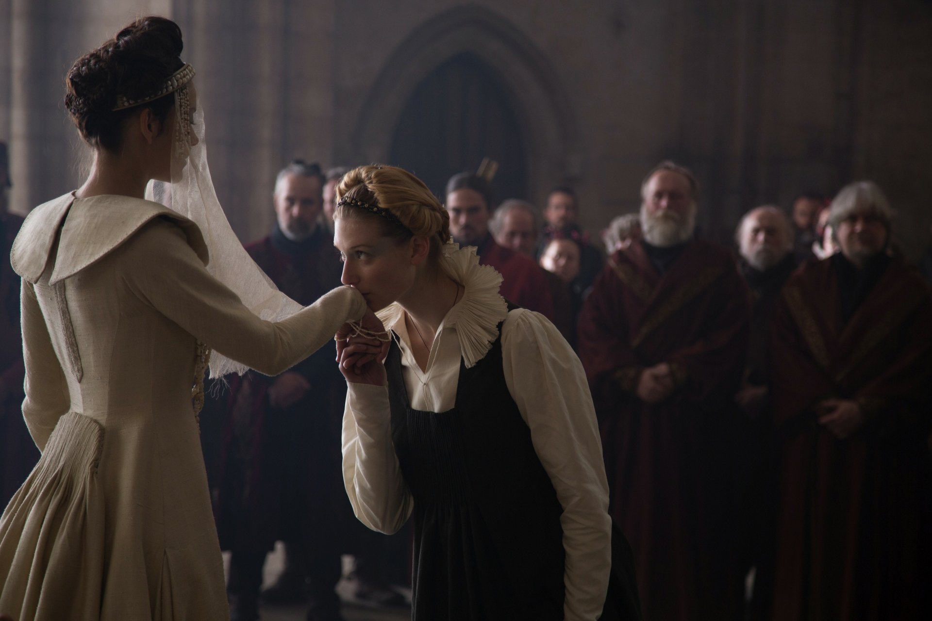 Download Elizabeth Debicki Lady Macduff Marion Cotillard Lady Macbeth ...