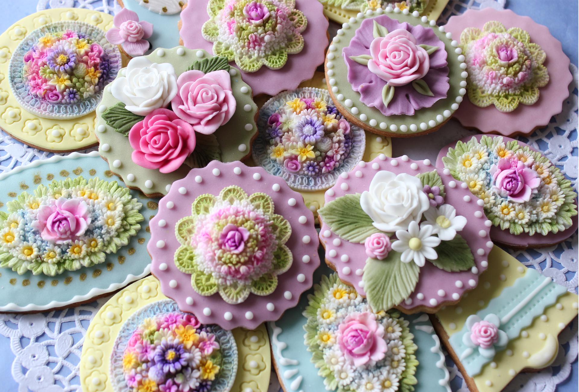 Pastel Rose Cookies: A Delightful Easter HD Wallpaper