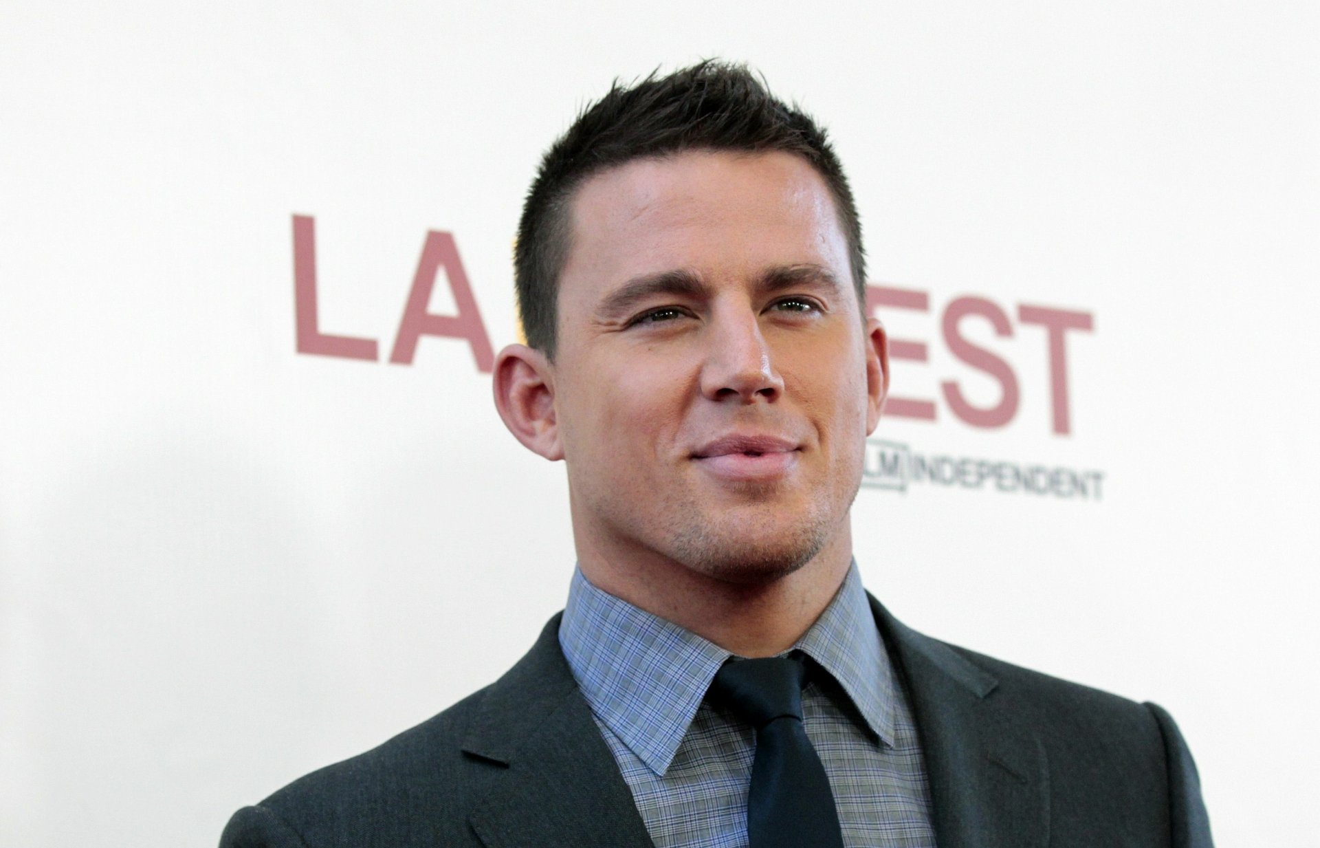 Channing Tatum HD: Iconic American Actor & Celebrity Wallpaper