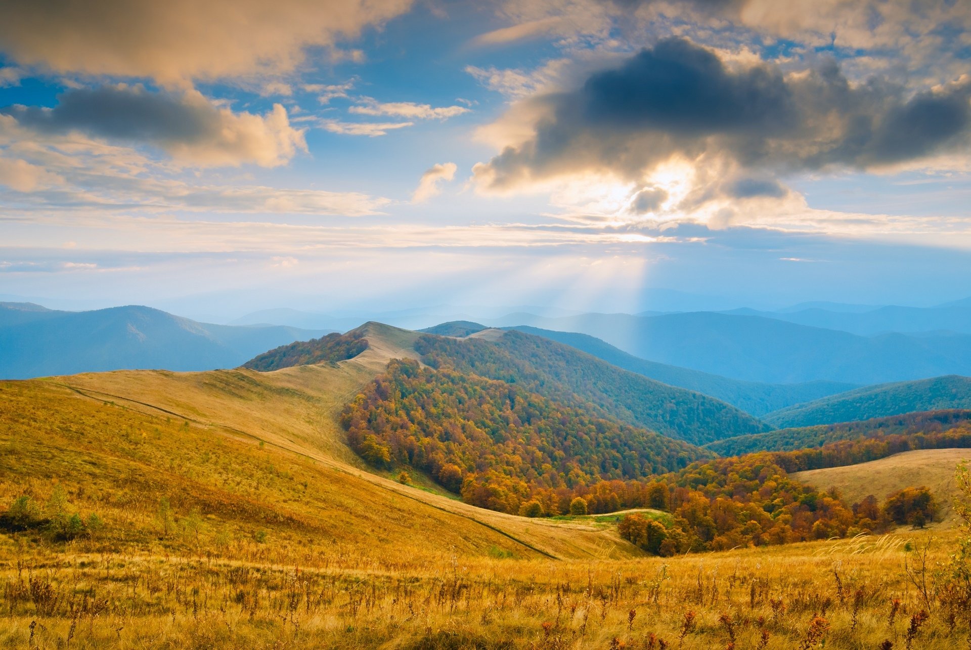 Sunlit Ridge — HD Mountain Landscape Wallpaper