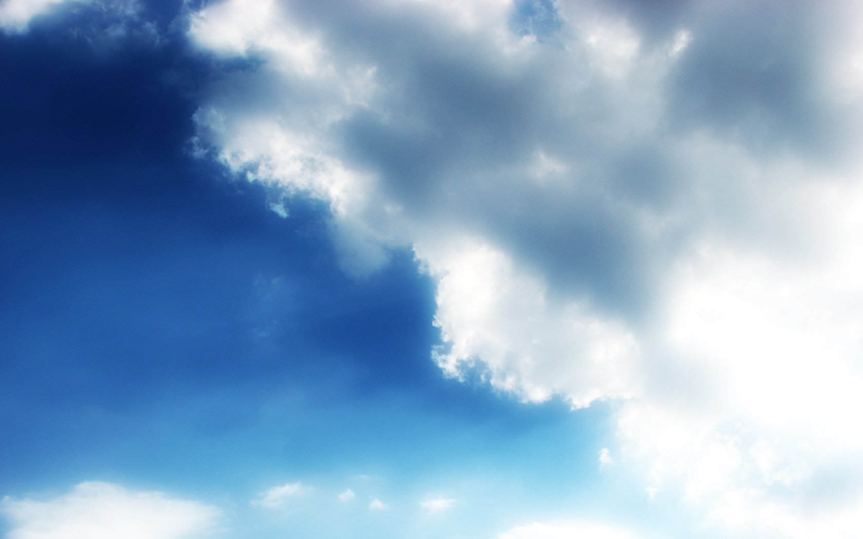 Serene Sky: HD Cloudscape of Nature's Beauty