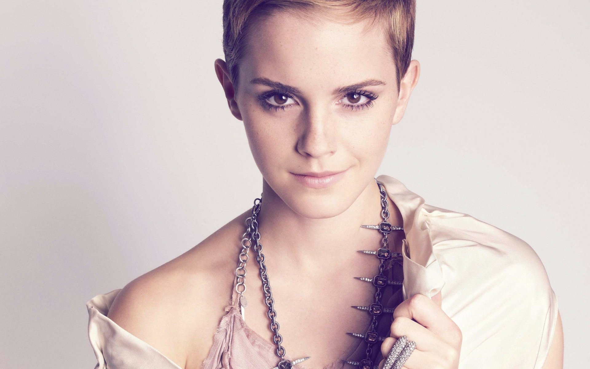 Emma Watson HD Celebrity Portrait Wallpaper | 2560x1600 | Wallpaper Abyss
