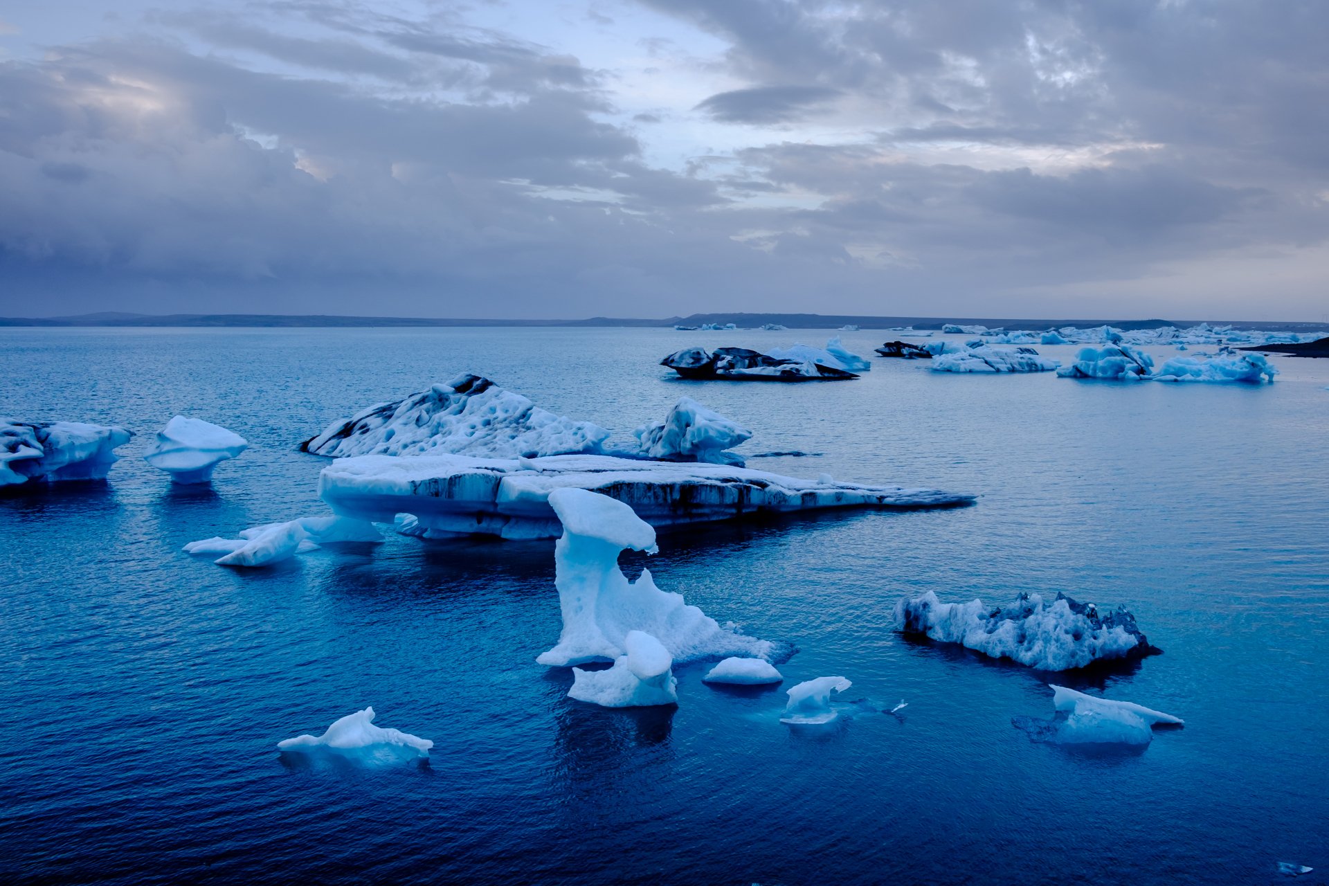 Download Horizon Ice Blue Ocean Nature Iceberg 4k Ultra HD Wallpaper