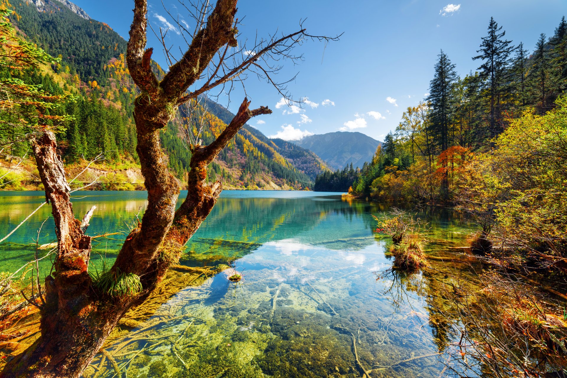 Download Mountain Nature Lake 4k Ultra HD Wallpaper 5500x3671