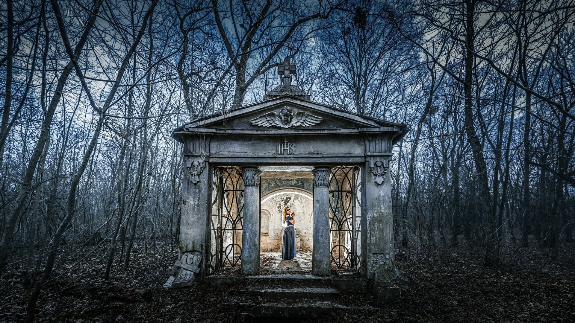 Download Blue Dress Forest Blonde Woman Gothic HD Wallpaper | 2048x1152 ...