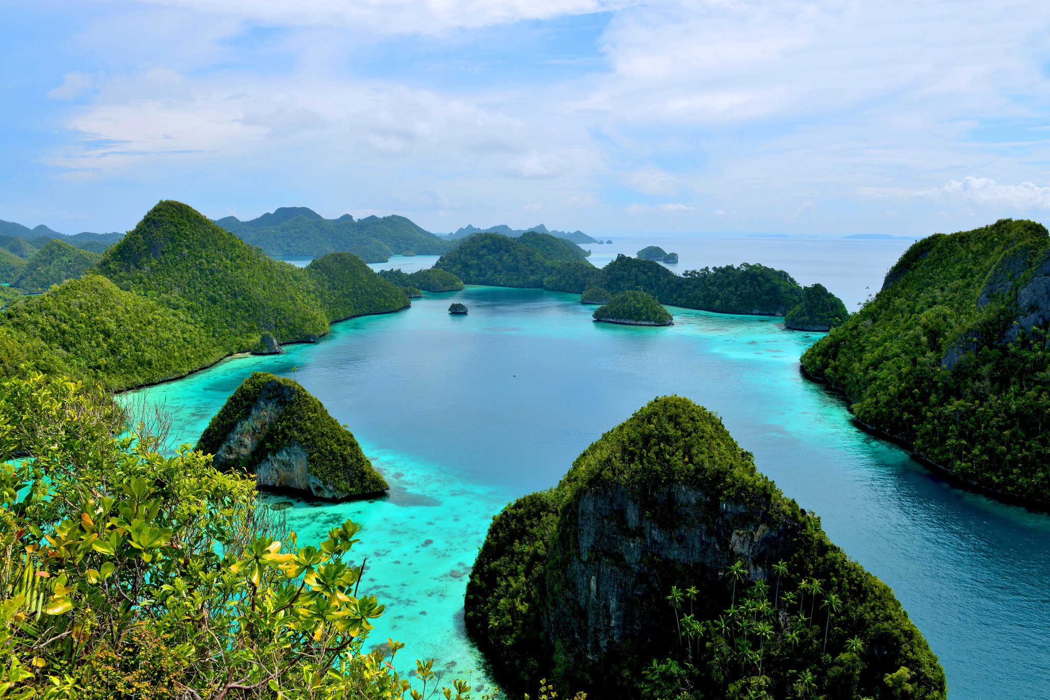 Download Island Horizon Tropical Nature Lagoon HD Wallpaper