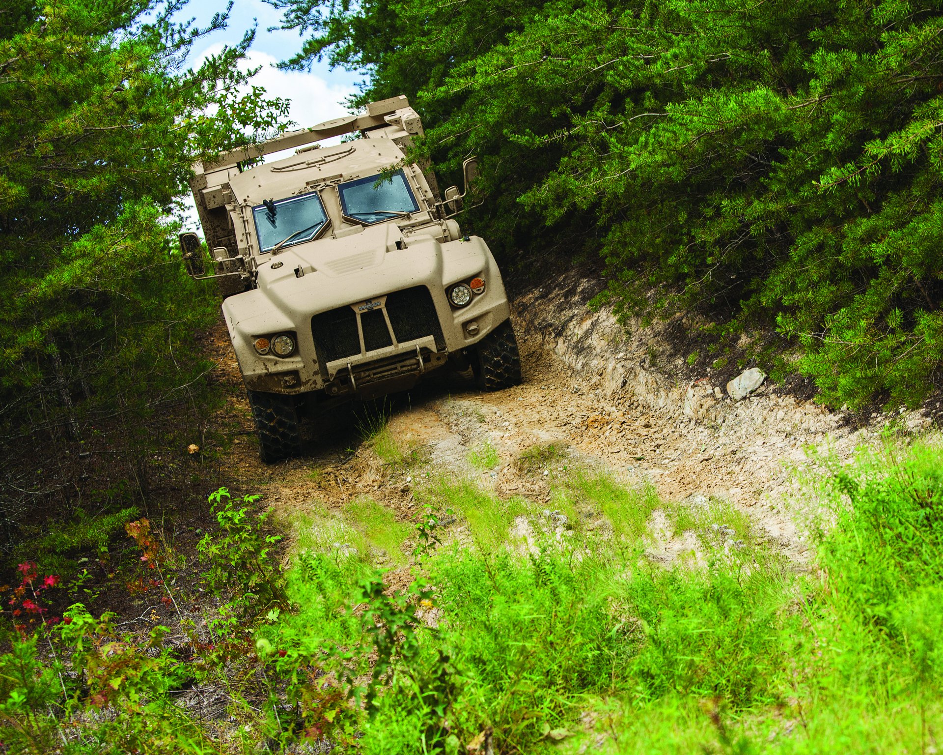 Download Oshkosh Defense Light Tactical Vehicle Joint Light Tactical ...