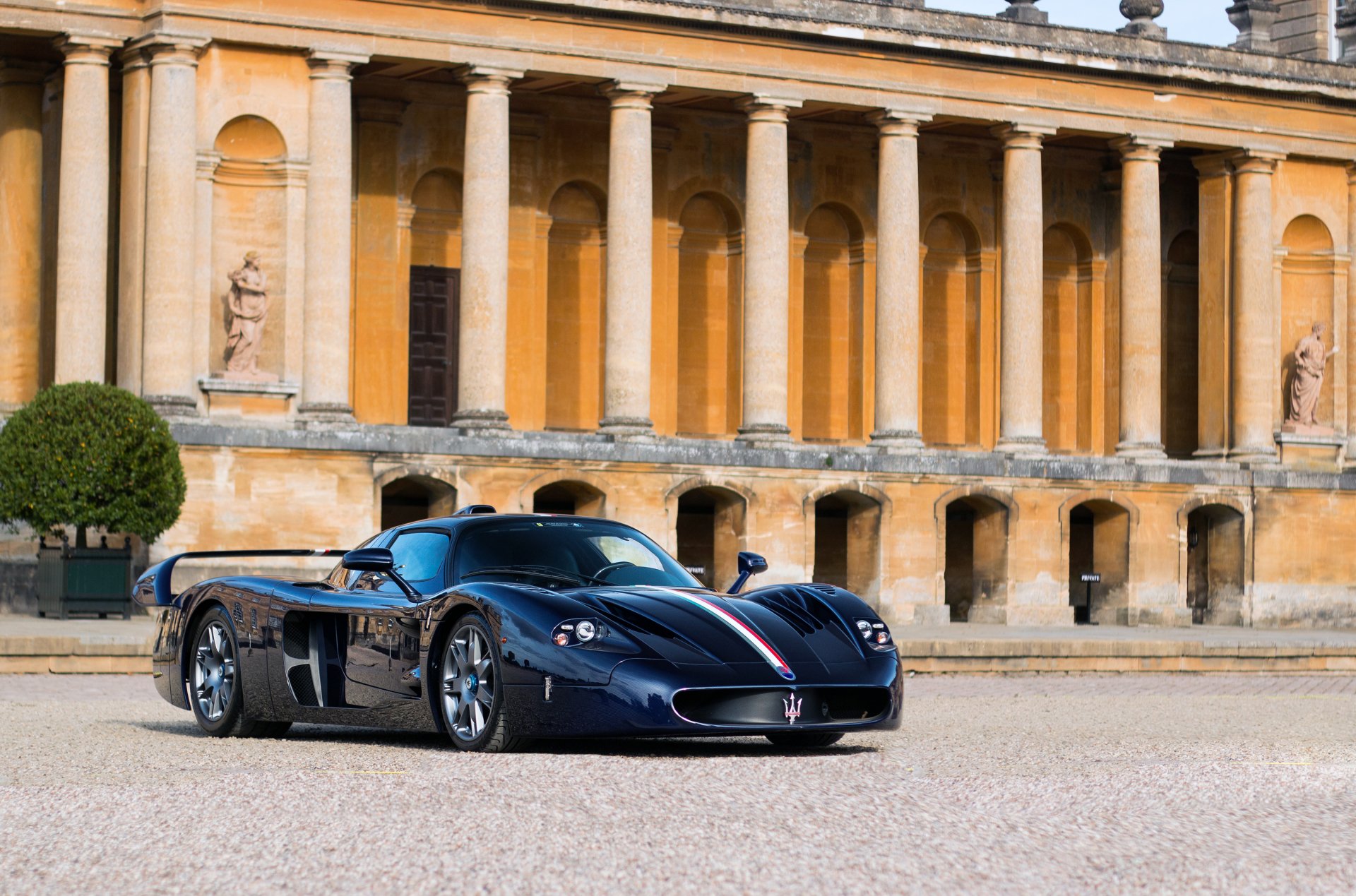 Maserati MC12 Supercar Elegance in Front of Historic Building – HD ...