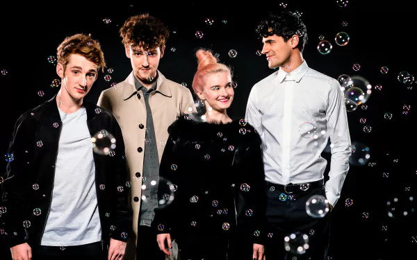 [80+] Group Wallpapers