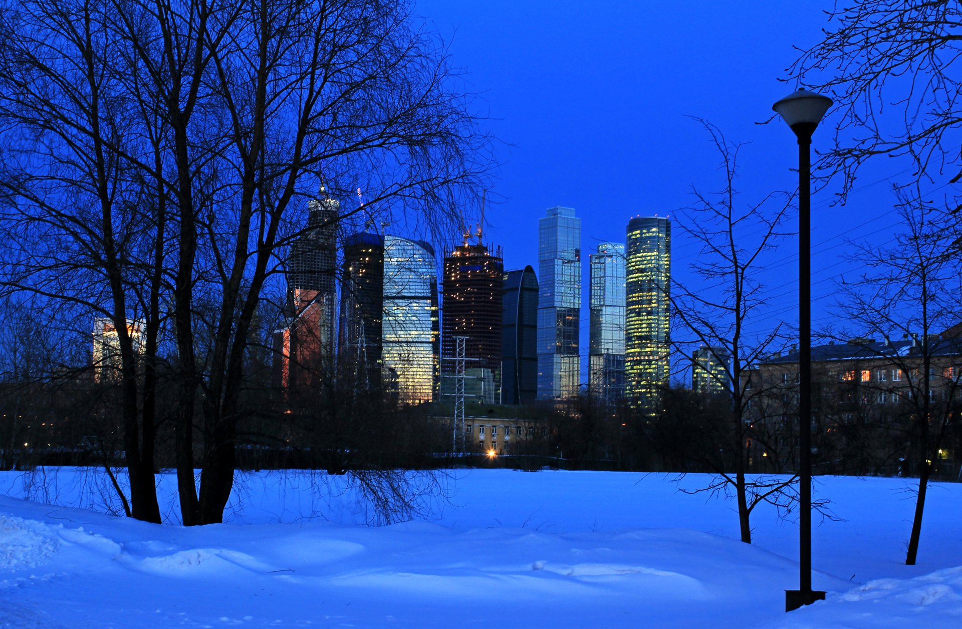 Moscow Winter Night: Snowy City Lights on Skyscrapers in HD | 3060x2000 ...