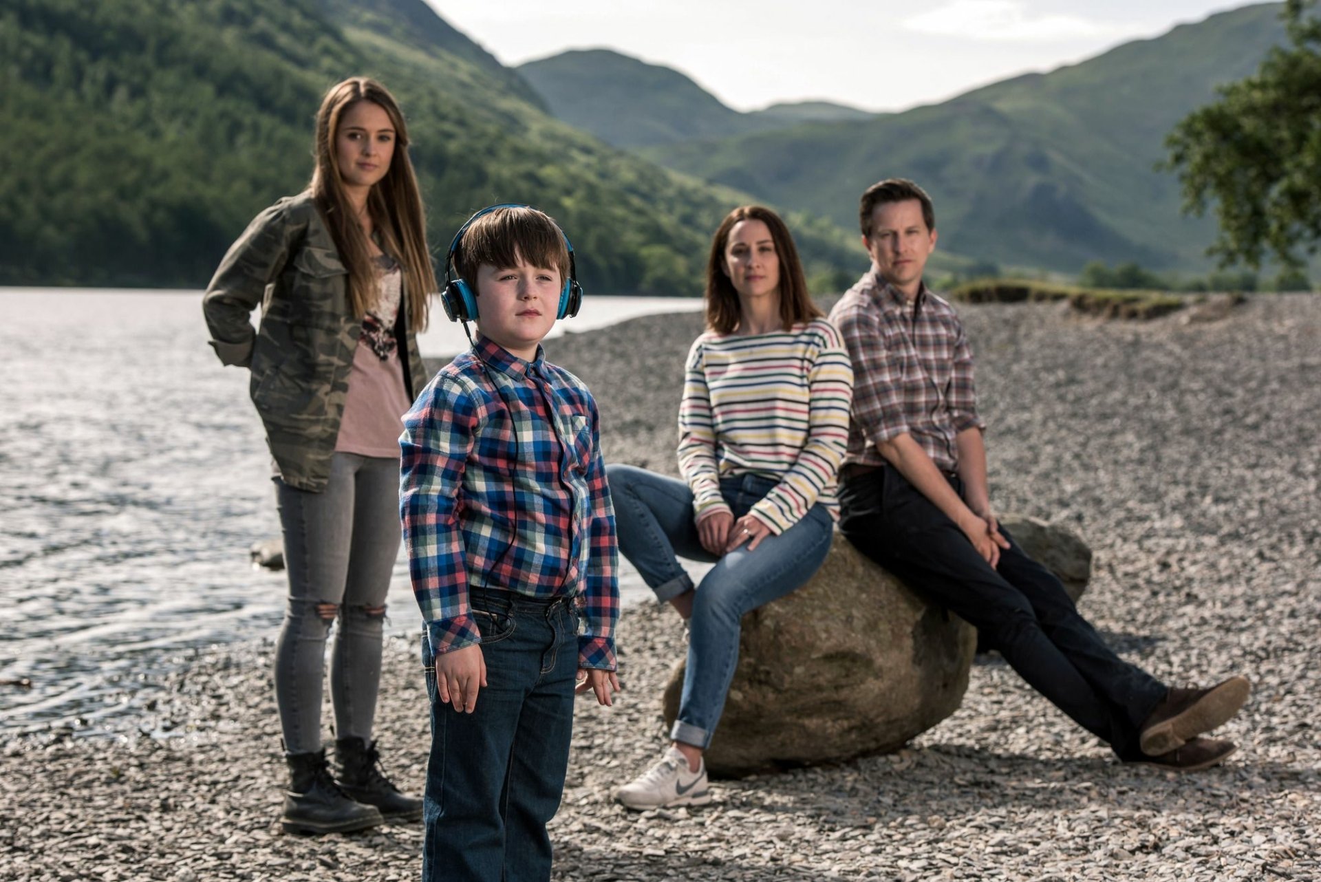 The A Word Cast HD Wallpaper - Picturesque Lake Background