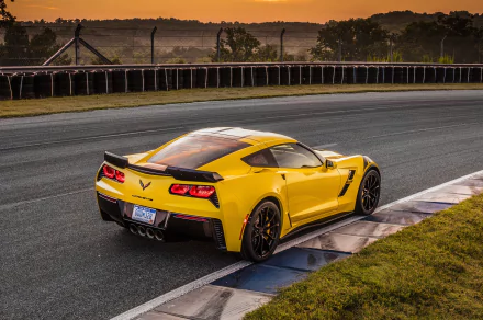 Chevrolet Corvette (C7) - Desktop Wallpapers, Phone Wallpaper, PFP ...