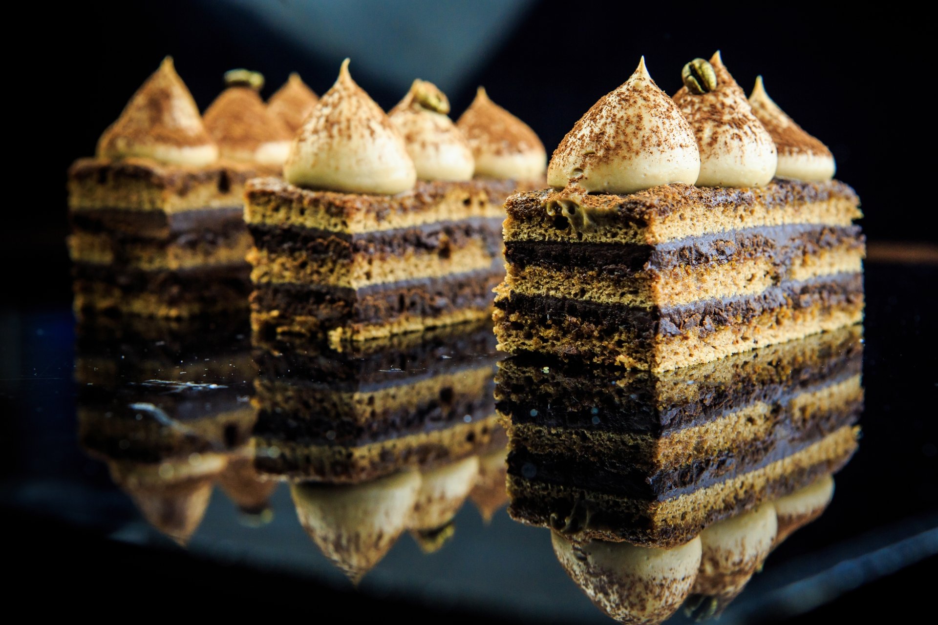 Download Reflection Pastry Food Dessert 4k Ultra HD Wallpaper ...