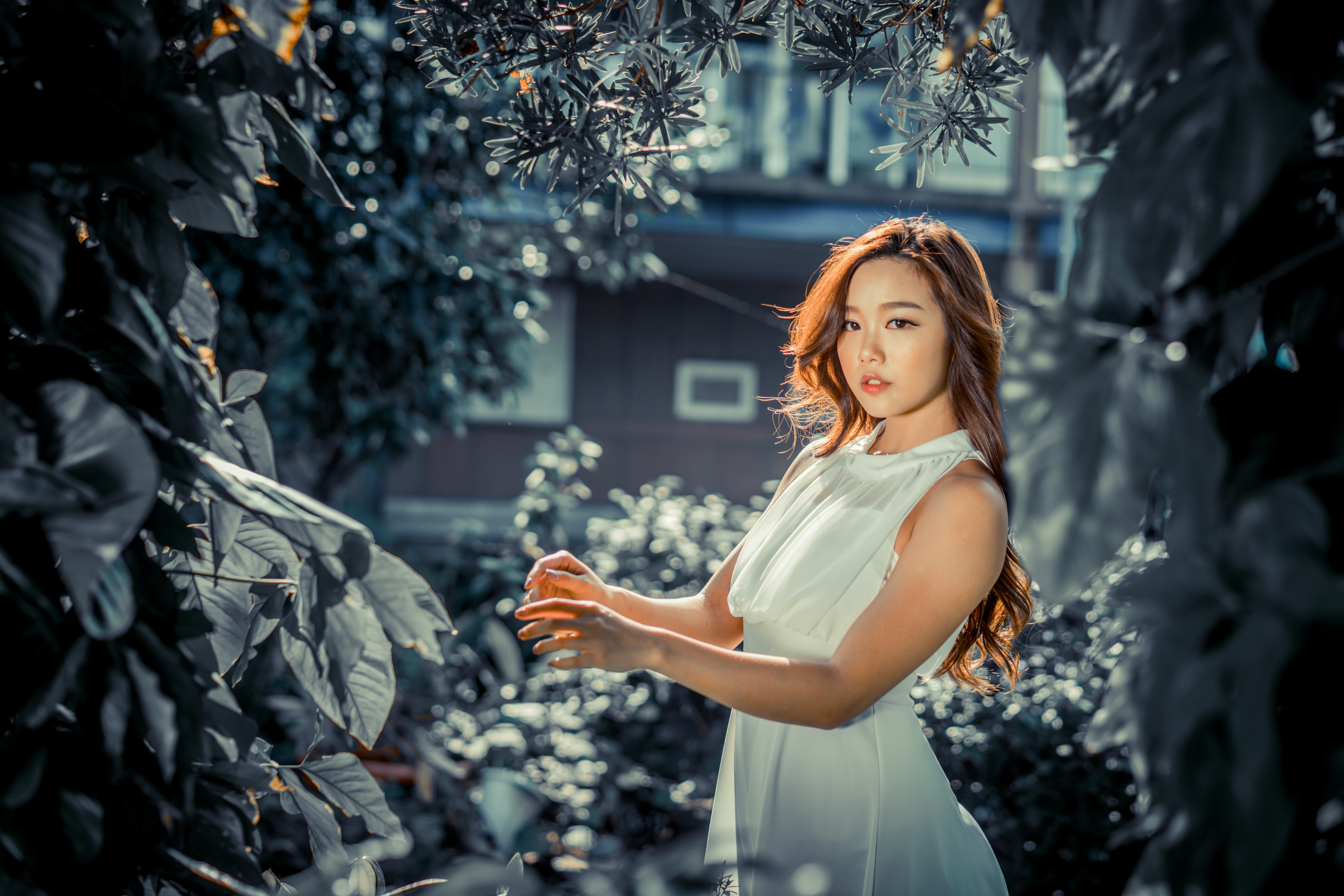 Elegant Asian Model in White Dress - 4K Ultra HD Wallpaper