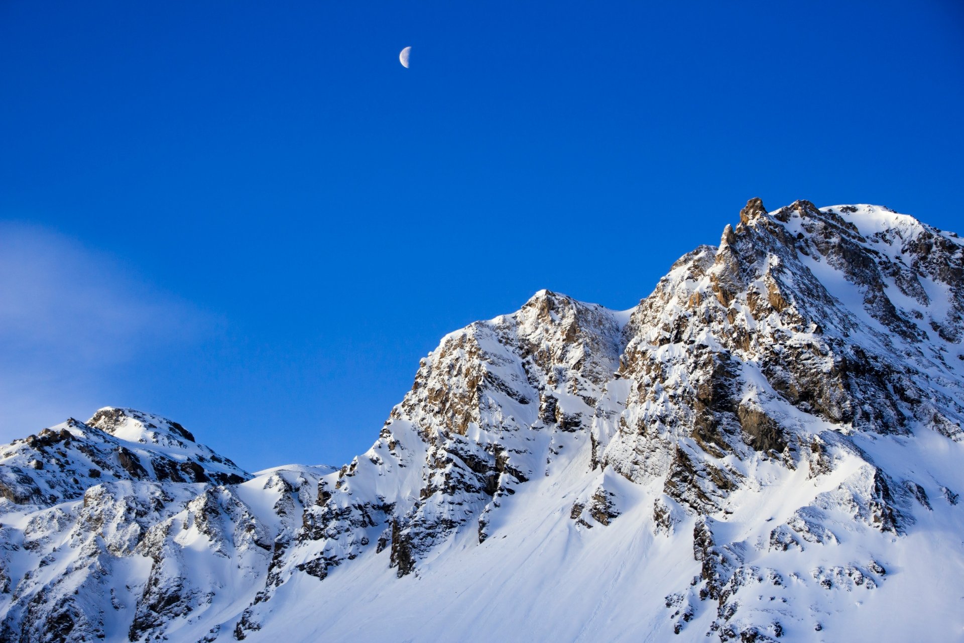 4K Ultra HD Snowy Mountain Under Moonlit Sky by Xavi Garcia